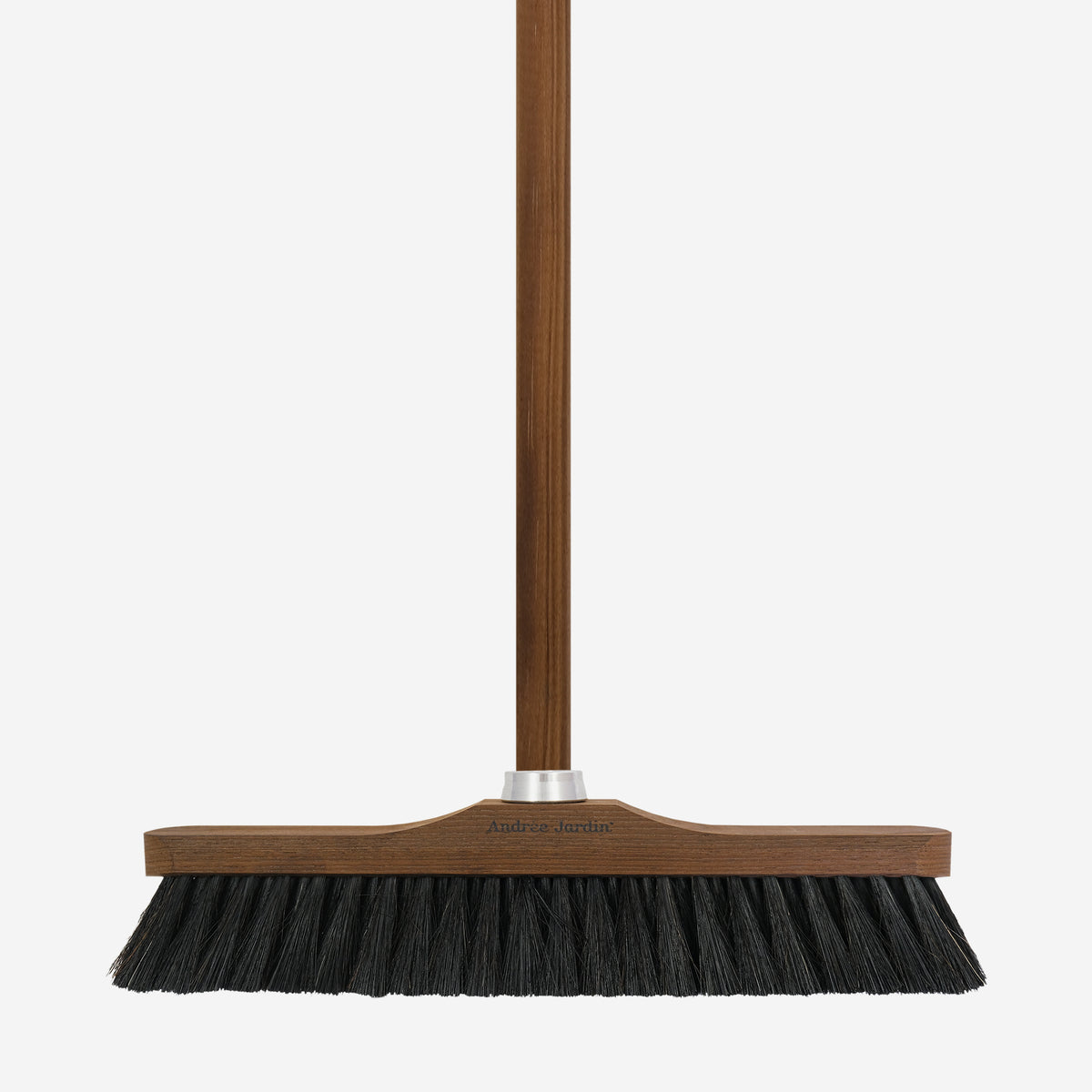 Balais de ménage fabriqués en France